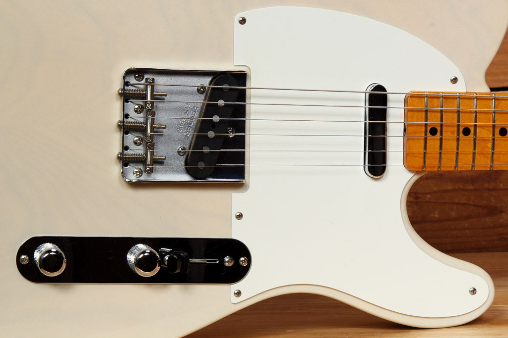 FENDER Classic Series 50s Ash Telecaster Lacquer White Blonde Tele Cle ...