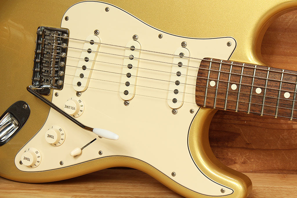 FENDER RARE Aztec Gold Stratocaster! 60s Classic Series FSR 2003 Strat ...