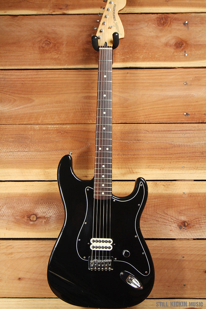 FENDER 2002 TOM DELONGE STRATOCASTER Box Car Racer Black Strat Guitar ...